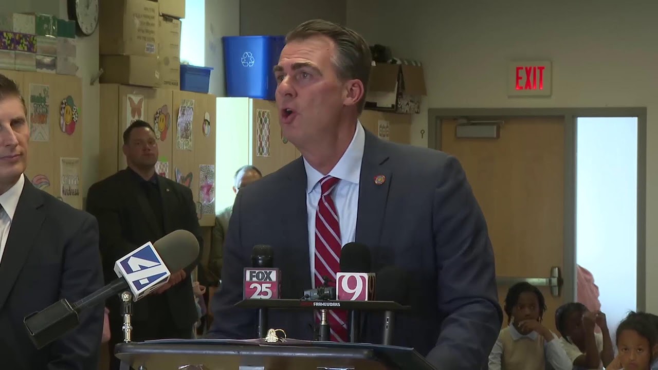 Strong Readers Act signing by Gov. Stitt