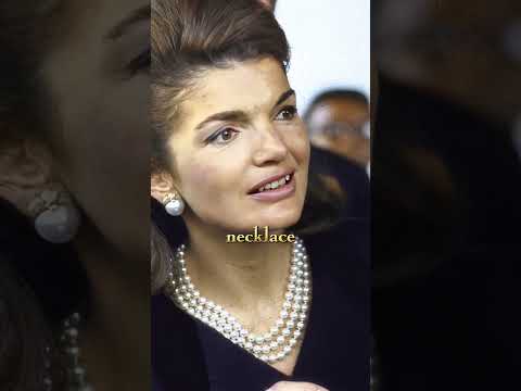 Jackie Kennedy Jewelry Collection. Jacqueline Kennedy Onassis Jewelry: Pearl Necklaces, Earrings