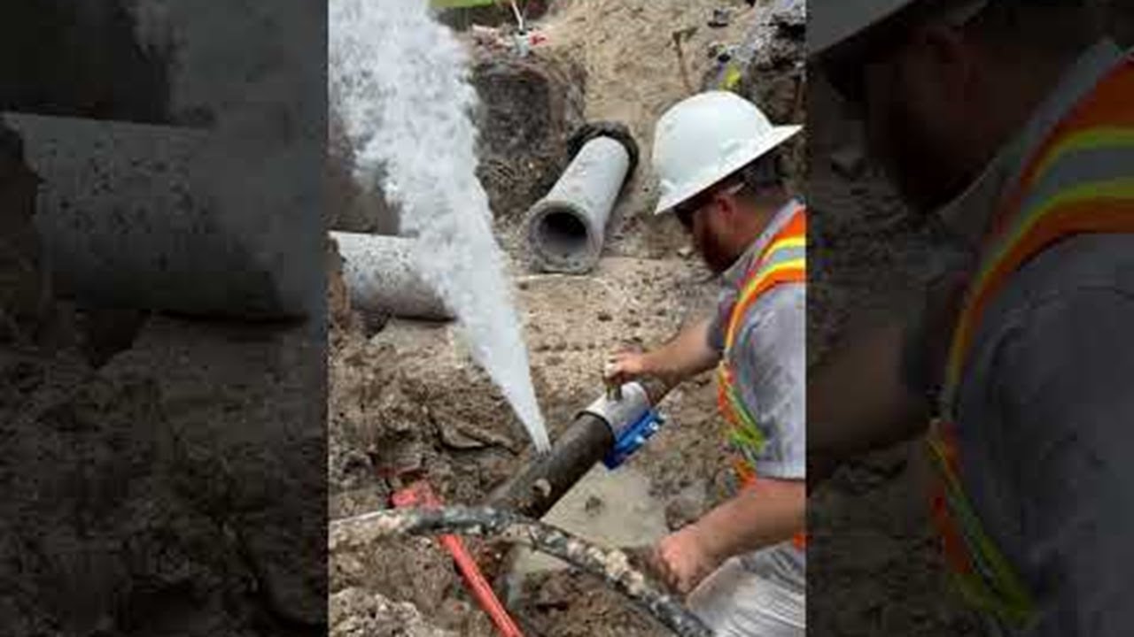 High Pressure Water Main Repair || ViralHog