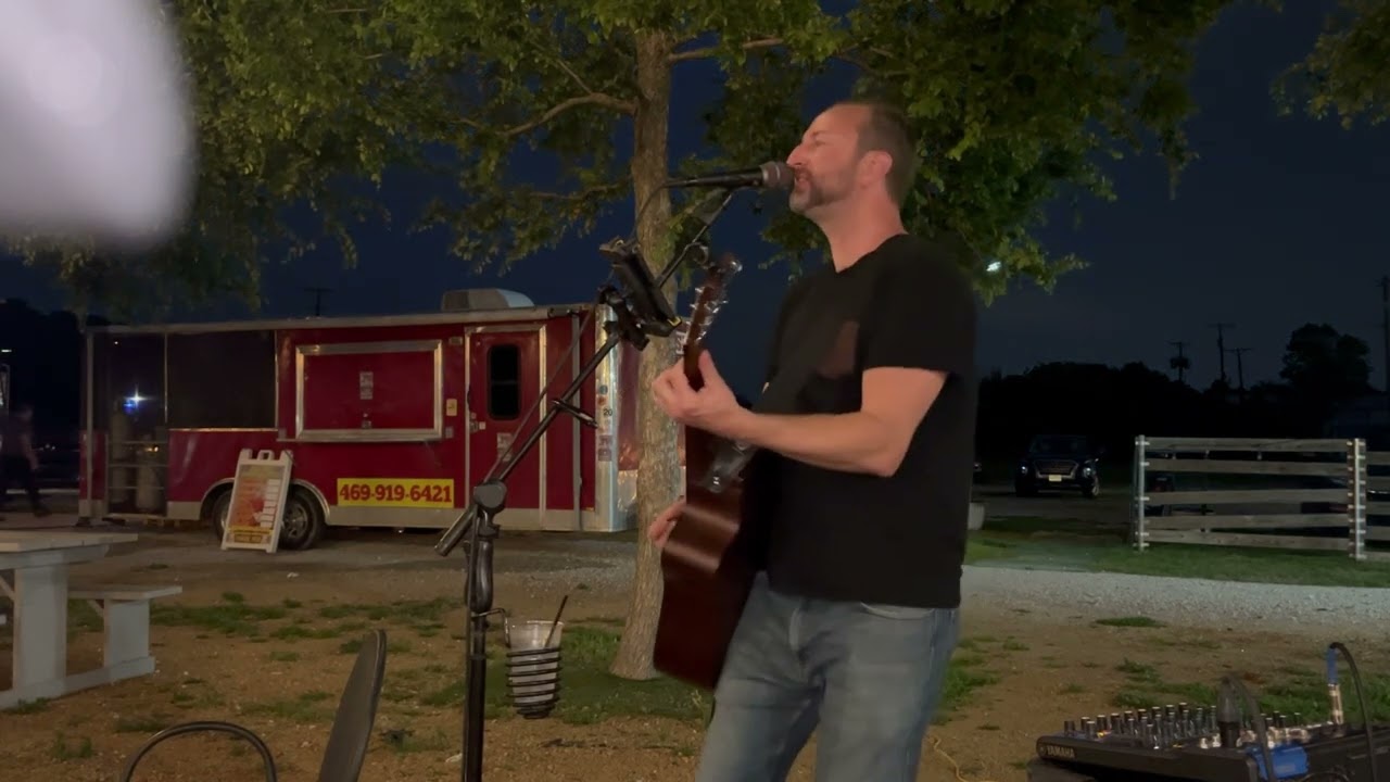 Hire Ben Kmosko - Singing Guitarist in Plano, Texas