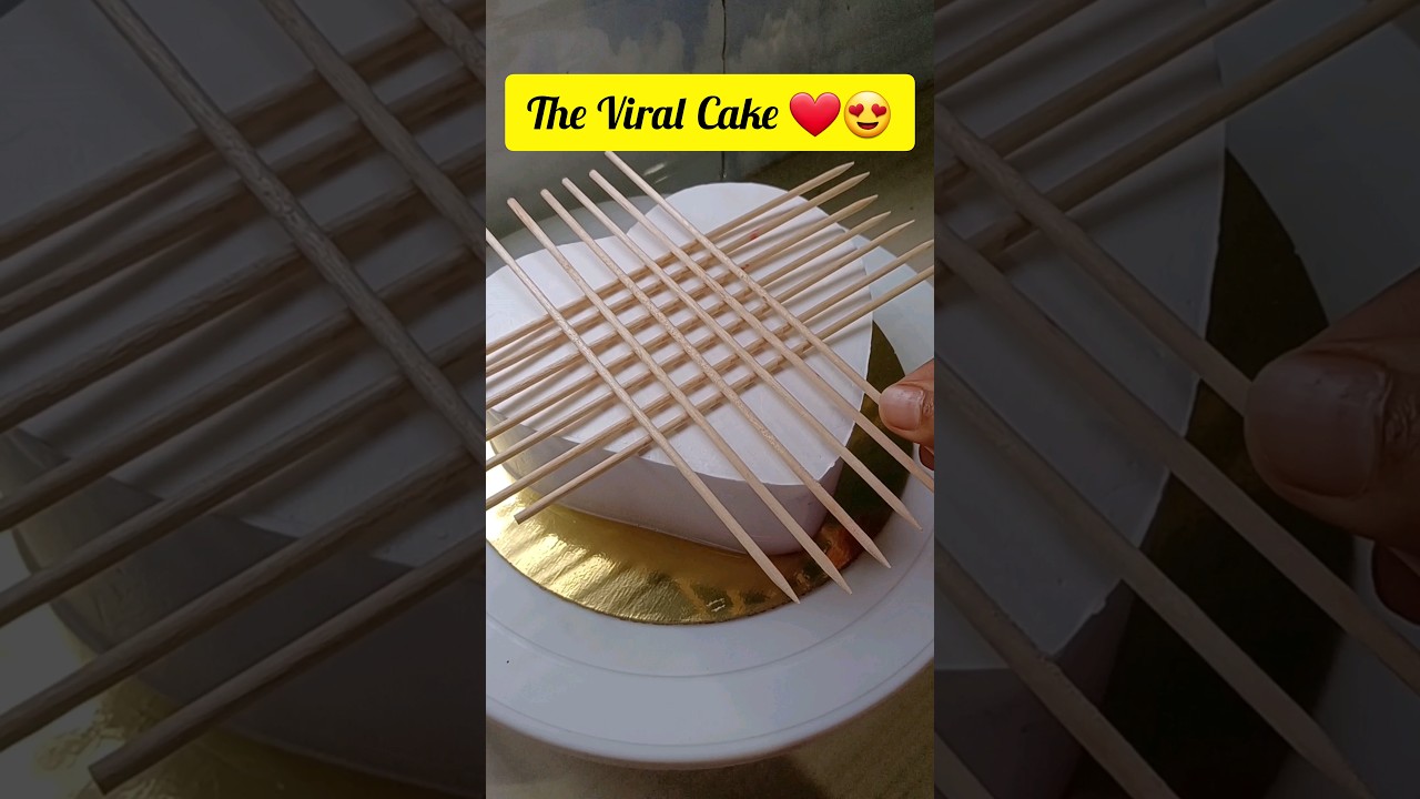 The Viral Cake on Heart Shape Cake ❤️🔥|Cake Design😍 #shortsfeed #viral #cake #shorts