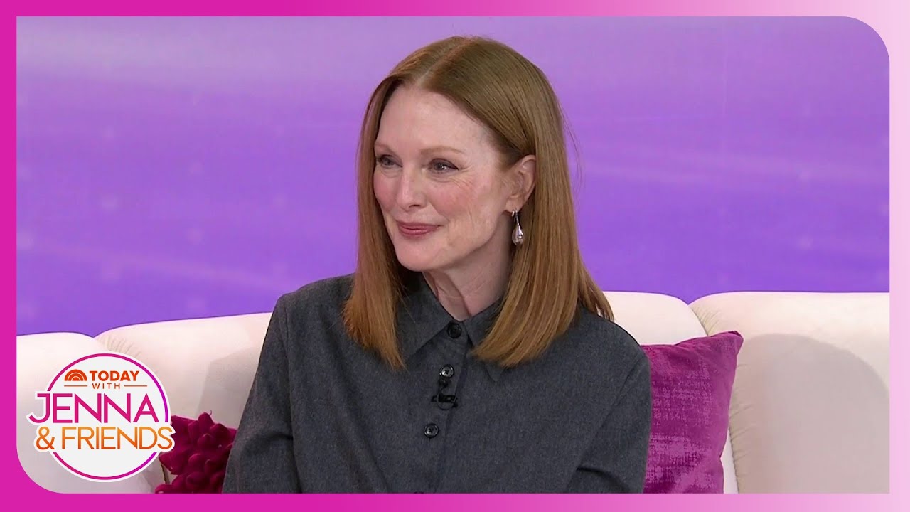 Julianne Moore on 40-Year Career, 'Sirens,' Alzheimer's Awareness