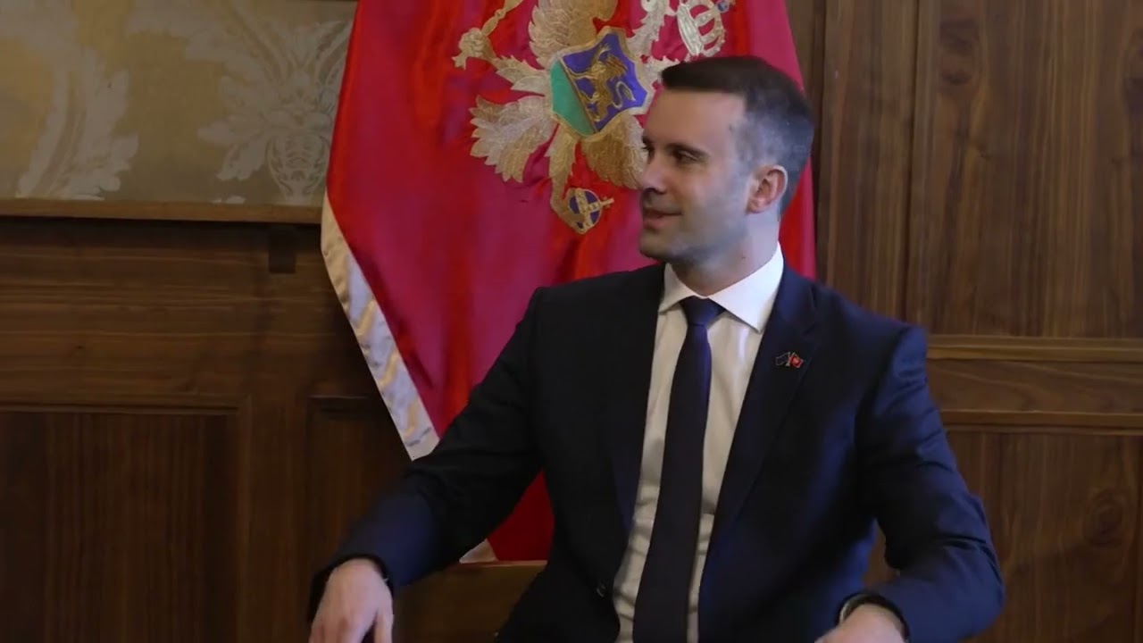 VIJESTI U POLA 7 -  CRNOGORSKI SAN DO KRAJA GODINE  | Vijesti online