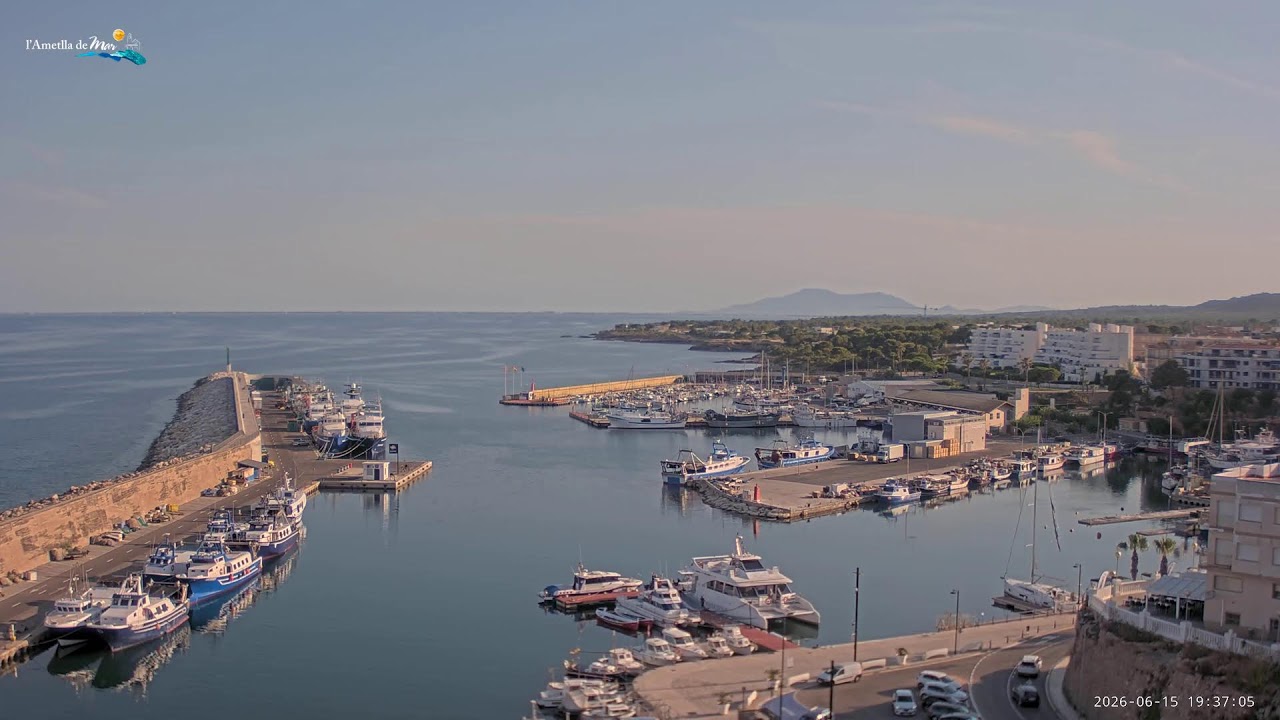 L'Ametlla de Mar Fishing Port - Live Webcam | GeoWebcams