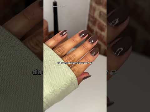 Espresso Fall Nails