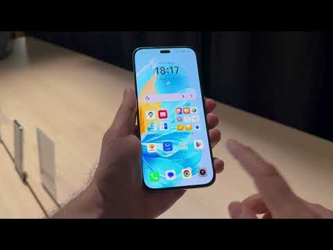Hands-on with the Honor 200 Lite; Experience the sleek design and powerful specs straight from Paris