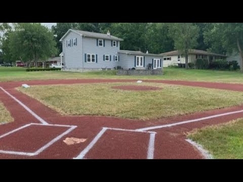 Ohio dad builds baseball field in backyard for 5-year-old son