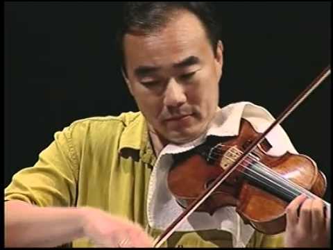 Eine Kleine Nachtmusik: What Makes It Great? - La Jolla Music Society's SummerFest 2004