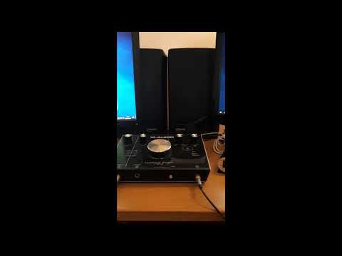 M-Track 2x2M audio problem