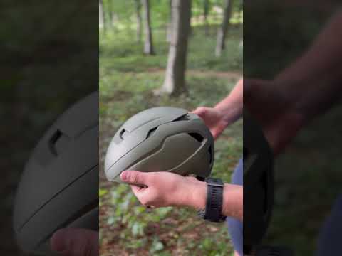 Open or close the vent on the Kask Wasabi Aero Helmet for extra air flow! #cycling #roadcycling