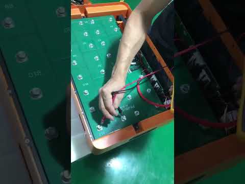 48V 150Ah Battery Voltage Test Demonstration