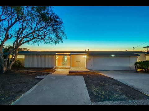5972 Avenida Chamnez