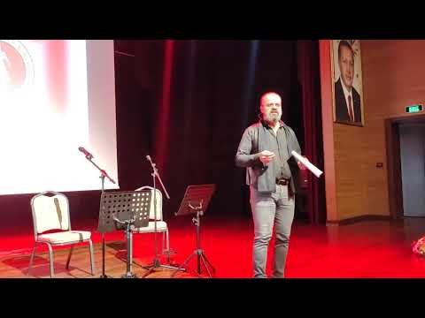 Serdar Özalkak - Her Şey Basittir Dünyada (Metin Yazıcı)