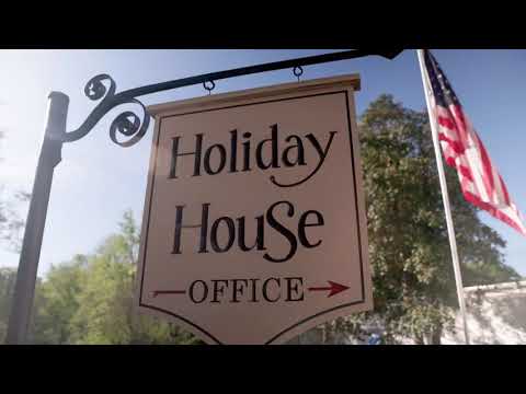 Holiday House Pet Resort for Dog Boarding 2024