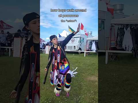 I might've called out some people in thií🤣 #nativeamerican #indigenous #powwow #jingledress #shorts