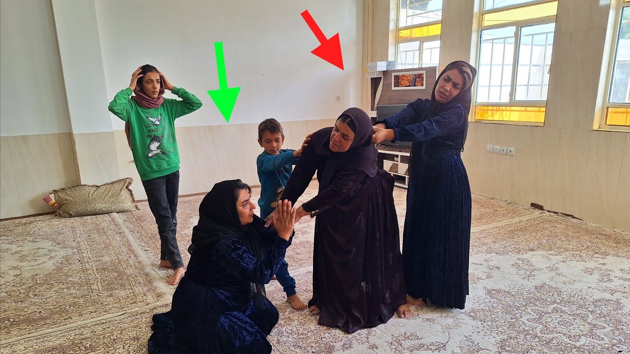 The breathtaking battle between Zuleikha and Akram! Leila's house became the scene of war! 🏠⚠️