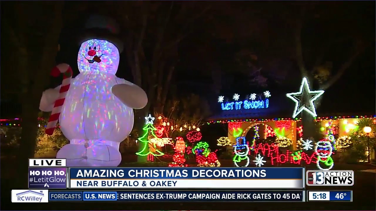 Amazing Christmas decorations near Buffalo, Oakey