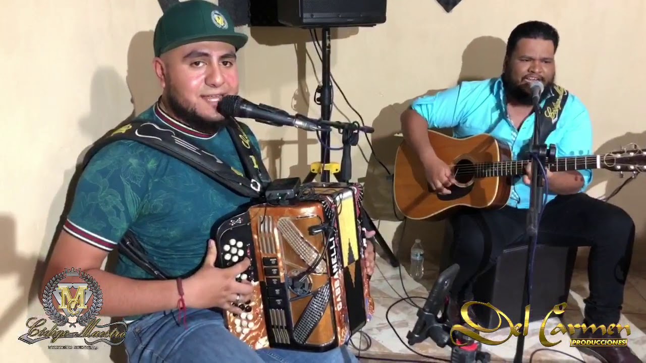 Grupo Código Maestro en vivo