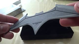 Justice League Official Batarang Letter Opener Unboxing and Review!!