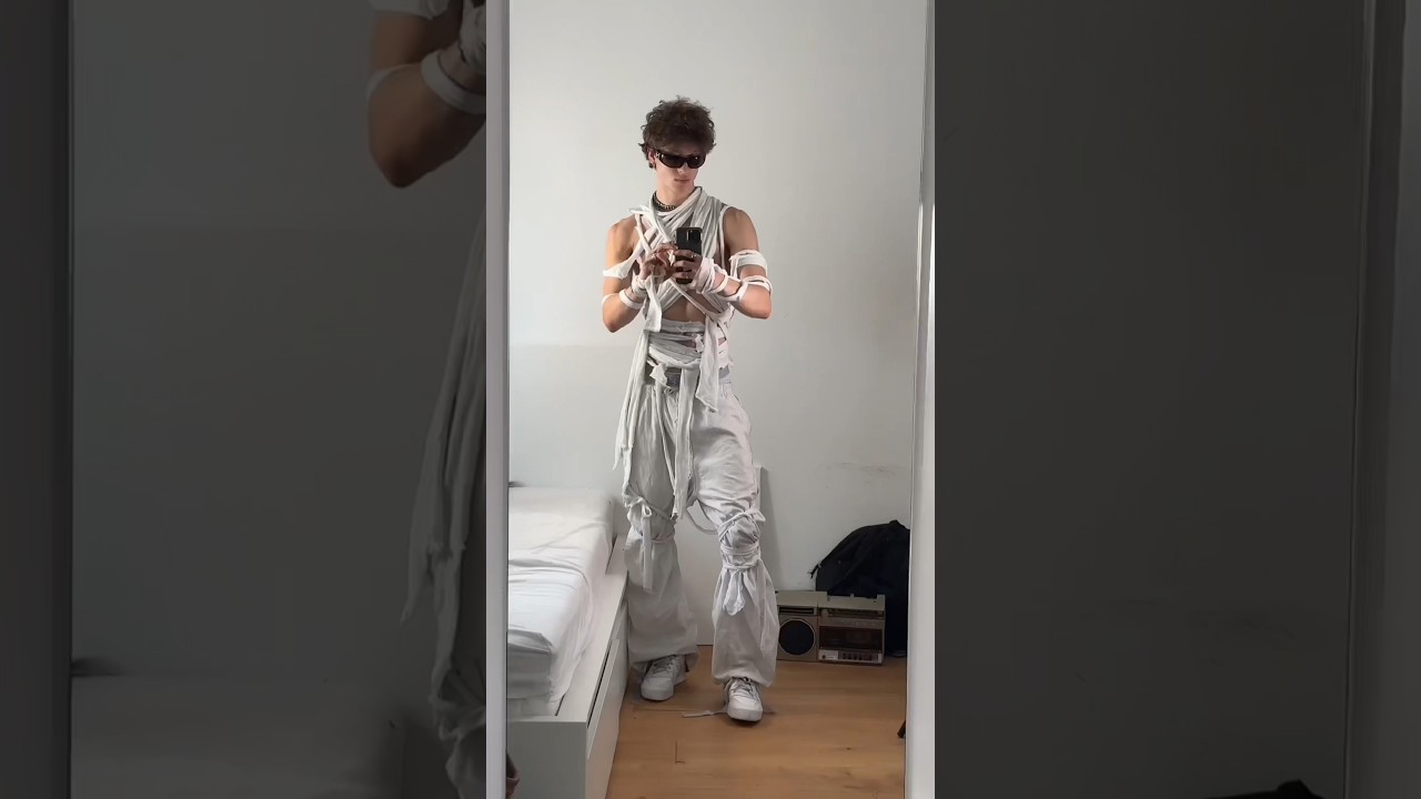EASY HALLOWEEN COSTUMES PART 4