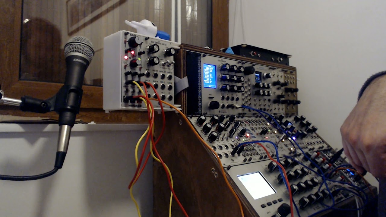 Wavefolder Rhythm, Phasing percussion