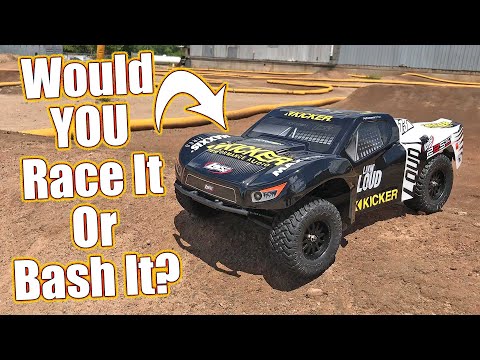 Crank Up The Short Course Action! Losi Kicker 22S SCT 2WD RC Truck Review | RC Driver