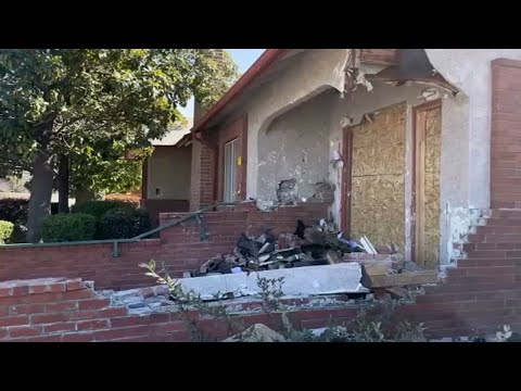 Van crashes into Visalia business, owners dealing with aftermath