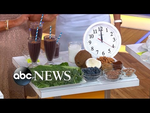 Kellyann Petrucci shares how to blast belly fat and slim down in 10 days