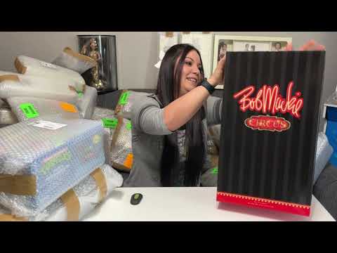 OMG Bob Mackie Barbie Video Unboxing Incredible Beautiful Dolls