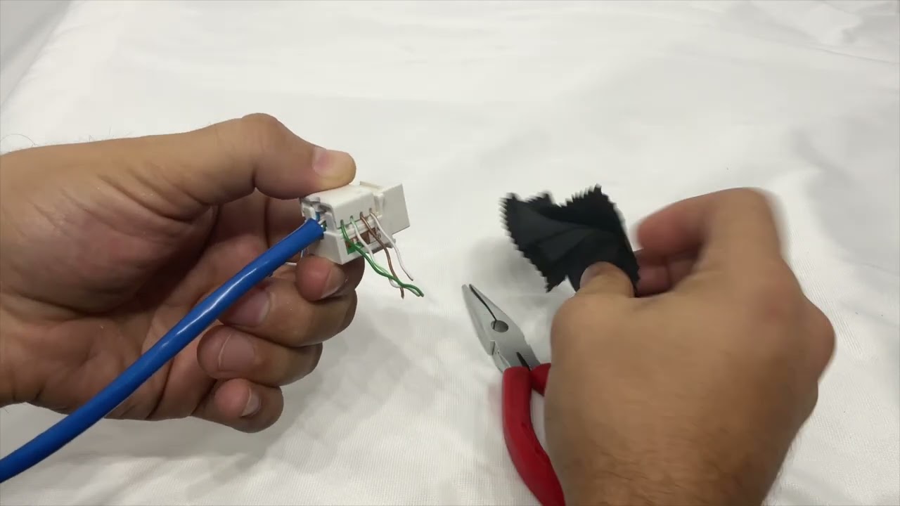 Self Terminating Keystone Jack - How to install ethernet wire to the jack, Step by step instruction