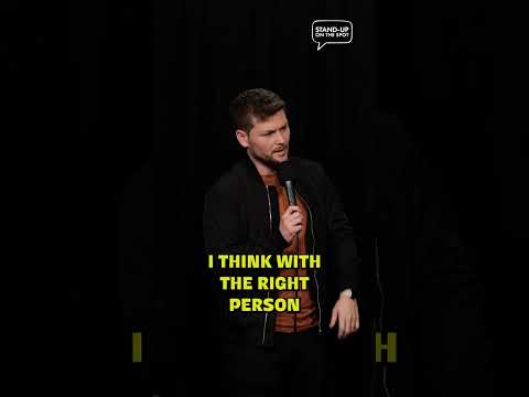 Hottest Thing Ever | Drew Lynch #standupcomedy #drewlynch #chickenwings
