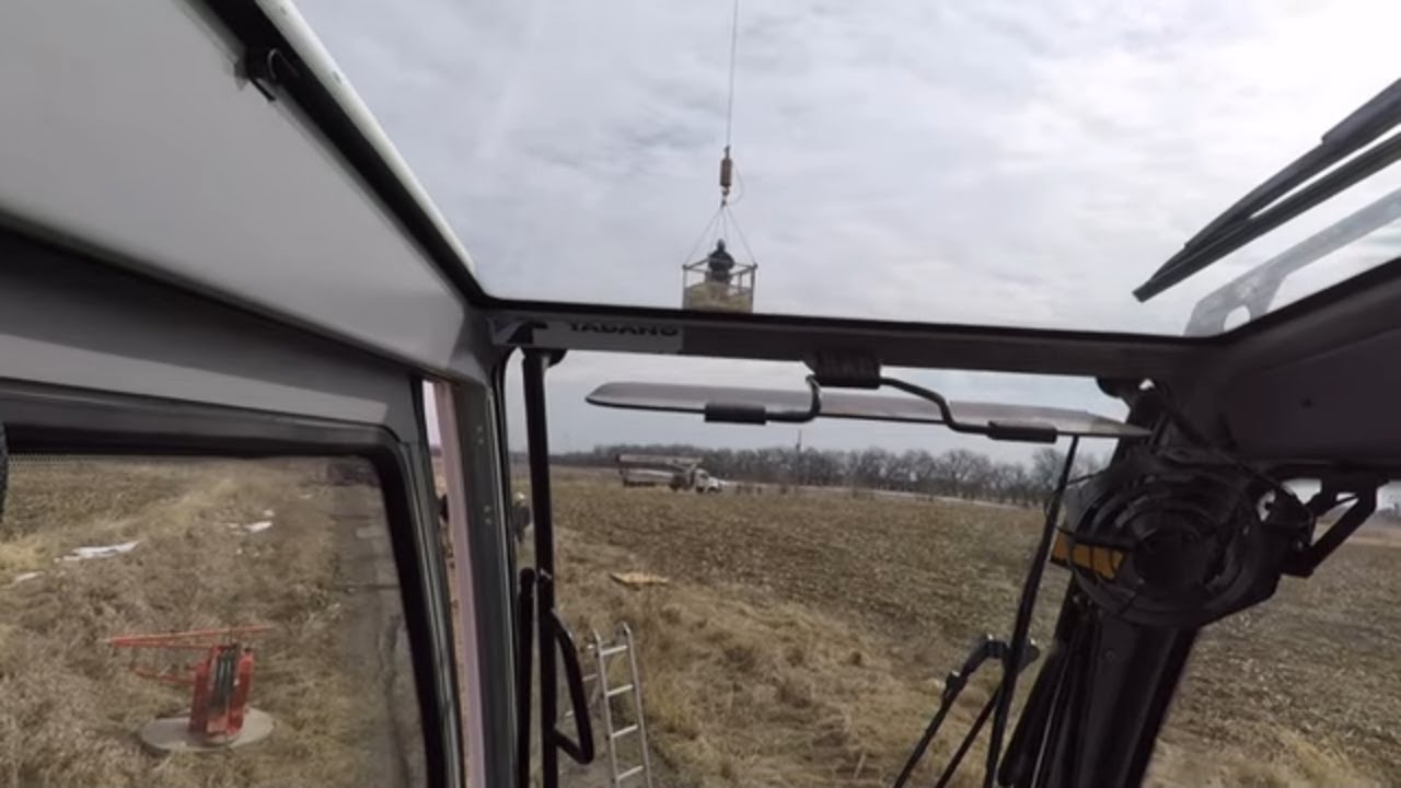 Crane man basket work | Using a hydraulic luffing jib