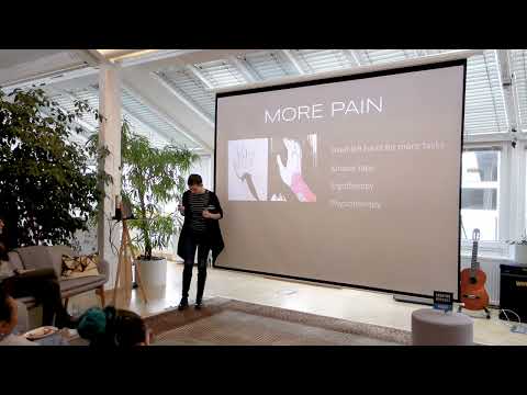 Elena Renn | Pain is a message. | CreativeMornings/MUC