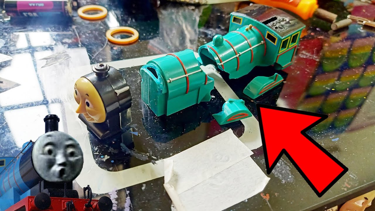 Broken Thomas Toys 4