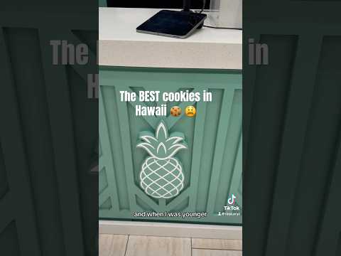 THE BEST COOKIES in Hawaii 🍪 Honolulu Cookie Company! #shorts #cookies #honolulucookies