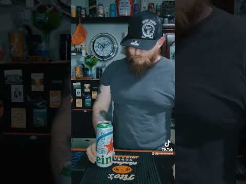 LETS DRINK HEINEKEN SILVER AFTER A LONG WEEK!!!! #subscribe #heineken #silver #weekend #viral #short