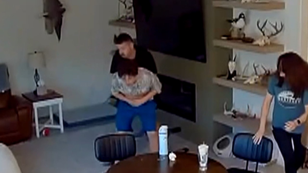 Dad Saves Choking Teenage Son With Heimlich Maneuver