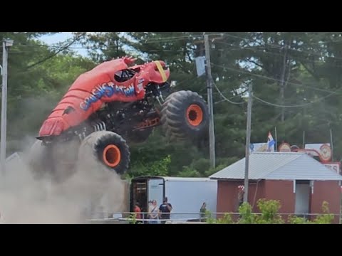 Topsham Fair - Crushstation Crashes Into Power Lines During Freestyle!