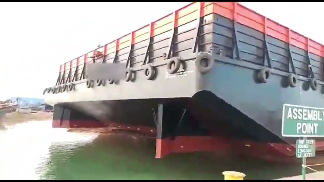 ACCOMMODATION BARGE LAUNCHING #MyYearOnYouTube