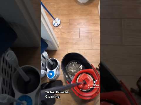 Clean the jack and Jill bathroom. #cleaning