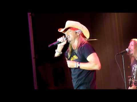 Bret Michaels (LIVE HD) "Rock of Love" Theme Song 2010