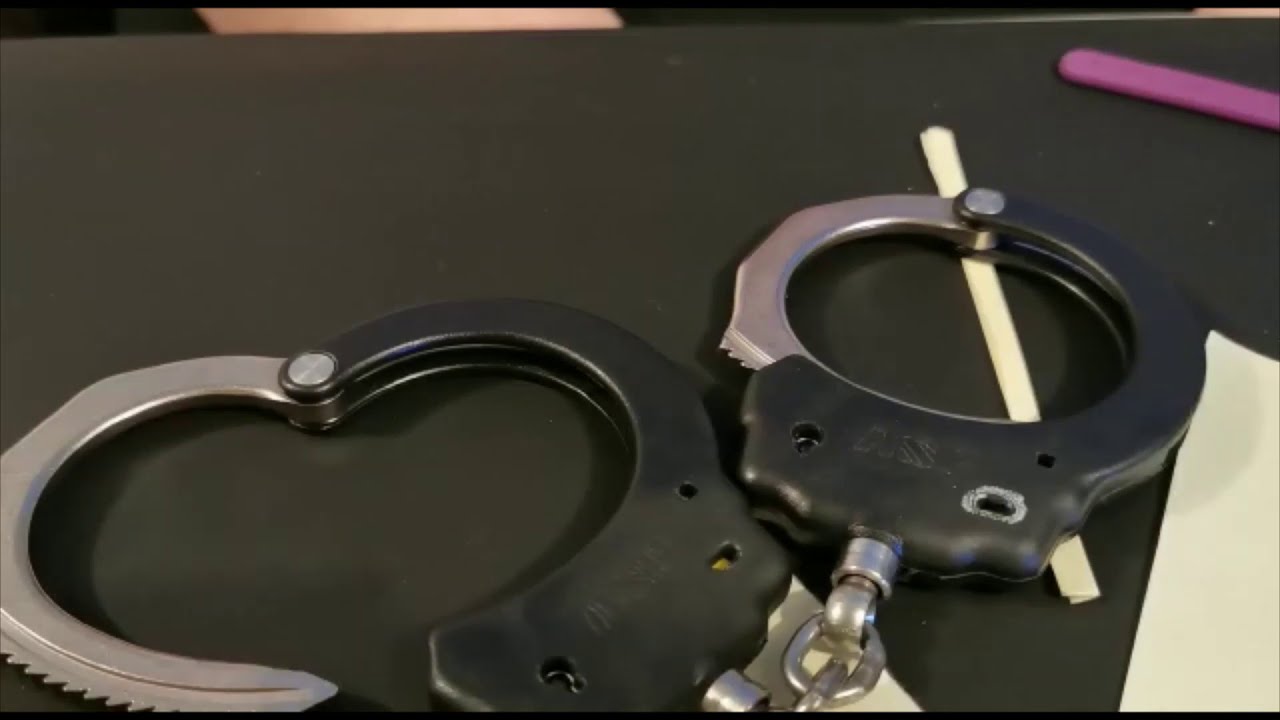 ASP M100 Handcuff Escape With Post It Note