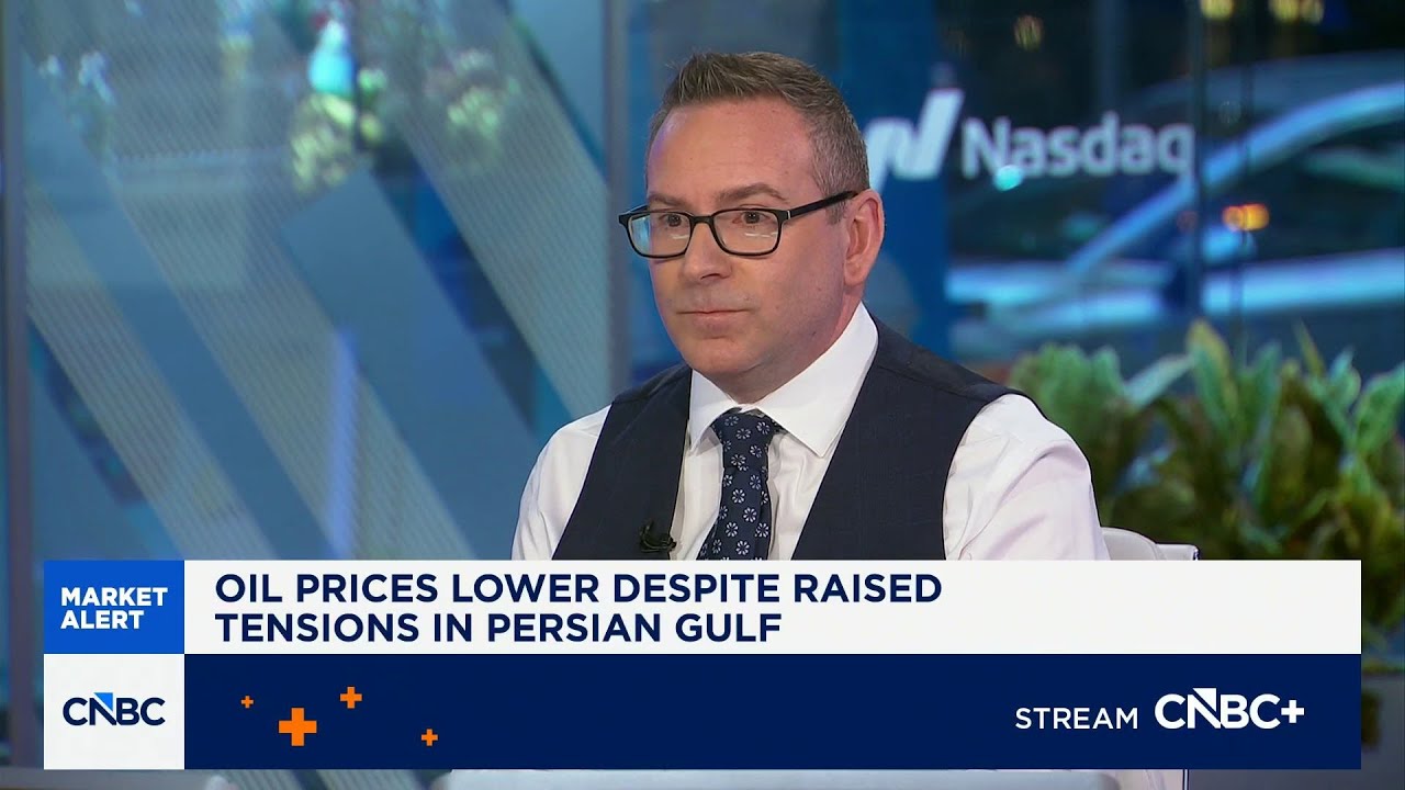 The jet fuel crisis is 'a slow motion car crash', says Kpler's Matt Smith