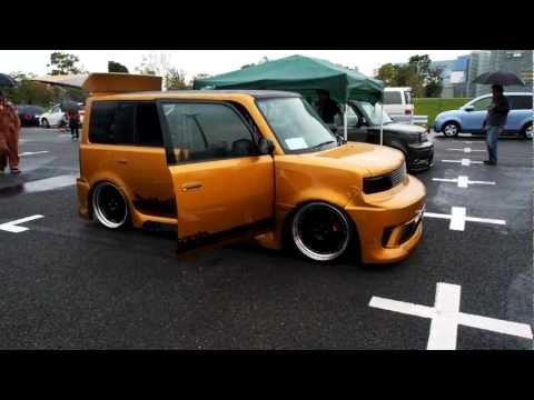 Japan car show Tuned toaster vans 2012