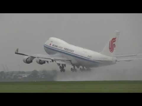 WET TAKEOFF B747-4FTF Air China Cargo B-2476 from AMS Schiphol lots of spray