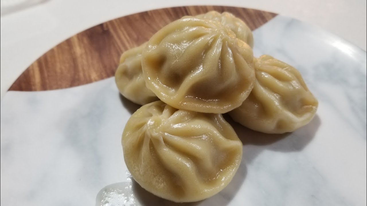 Costco Bibigo Steamed Dumpling Review! Tasty!