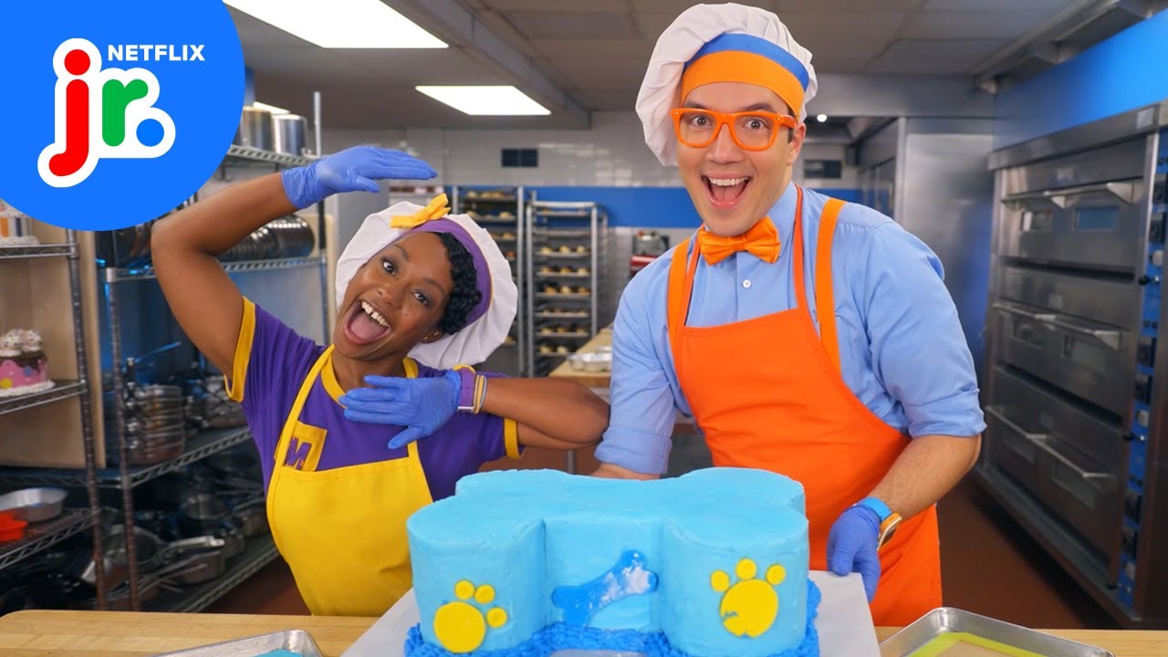 Decorate a Birthday Cake with Blippi 🎂🐶 Blippi's Job Show | Netflix Jr