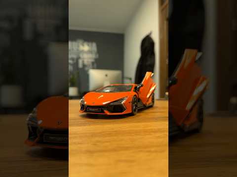 UNBOXING Lamborghini Revuelto 1:24 by Bburago #lambo #revuelto #bburago #shors #asmr #diecast