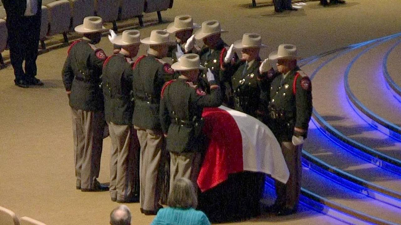 Memorial service for former Gov. Mark White