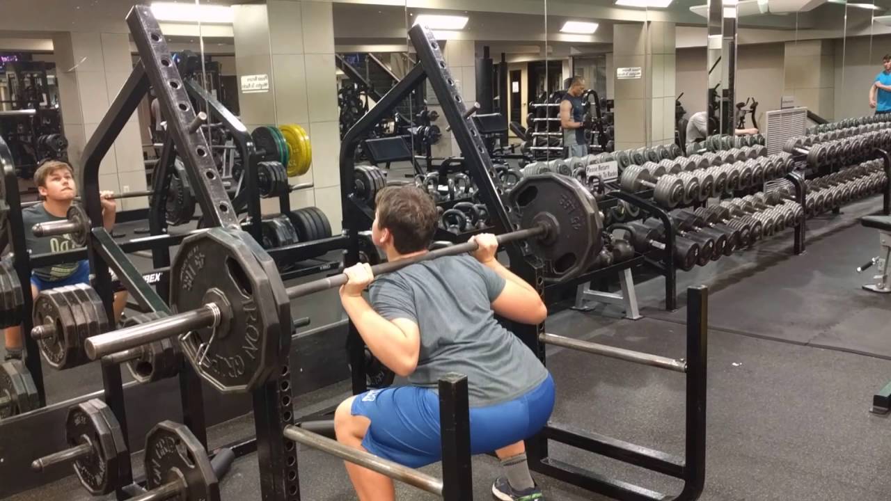 2 Plate Squat (225 lbs)